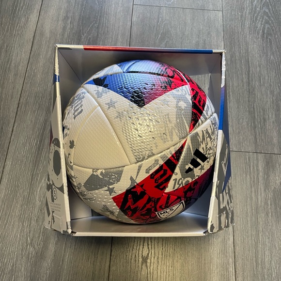 adidas | Games | Adidas Mls Pro Soccer Official Match Ball 223 70 White ...